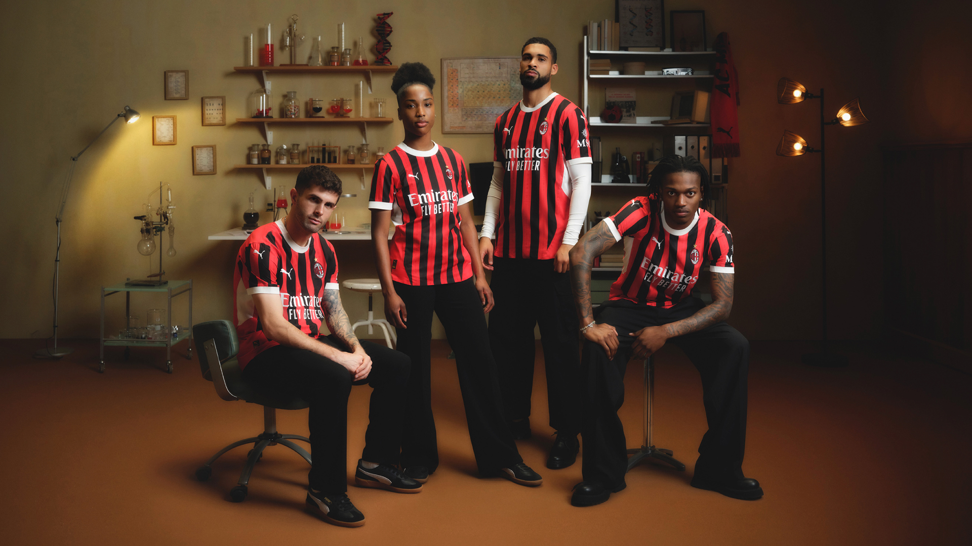 Merchandising: svelata la nuova home kit 2024/25 del Milan | Sporteconomy